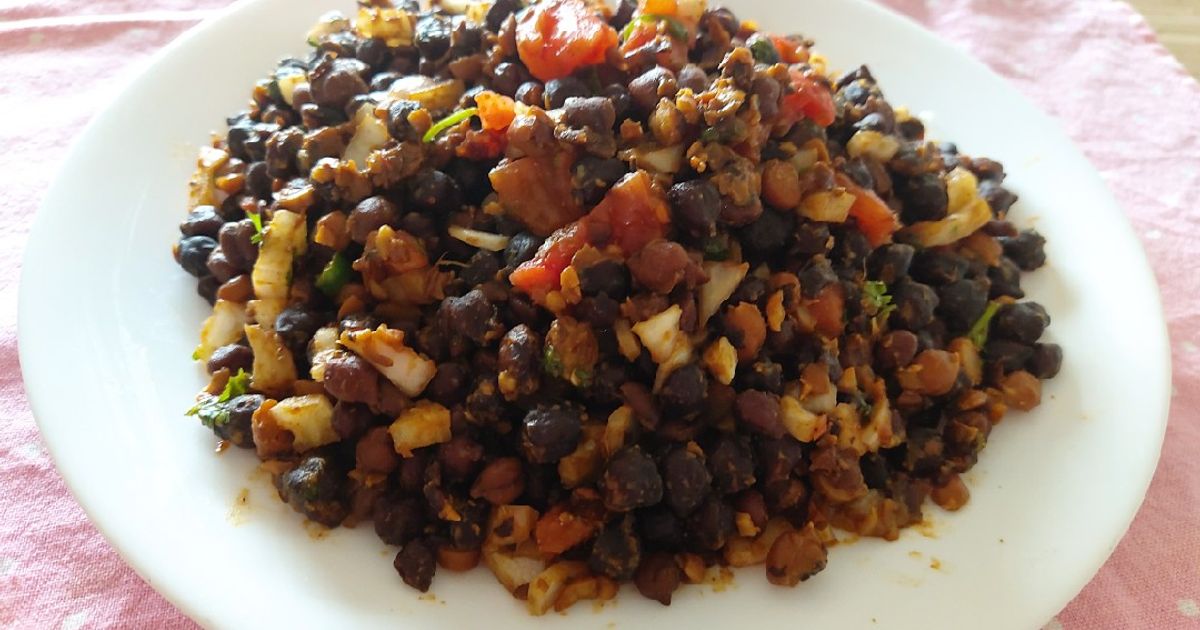 Chatpaty Chana Chat Recipe by Nargis shaikh Shaukat - Cookpad