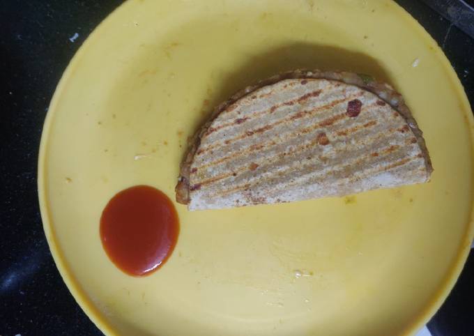 Tacos with roti Recipe by Trishar Goyal - Cookpad