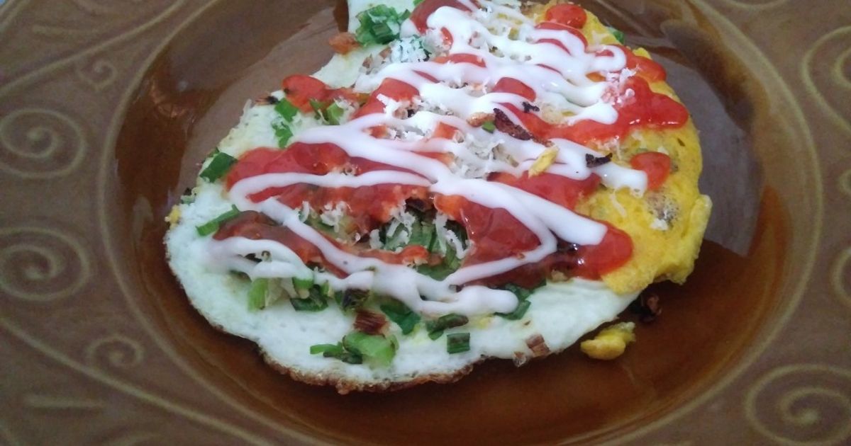 Resep Pizza Telur Ceplok oleh Ara Kocloxz - Cookpad