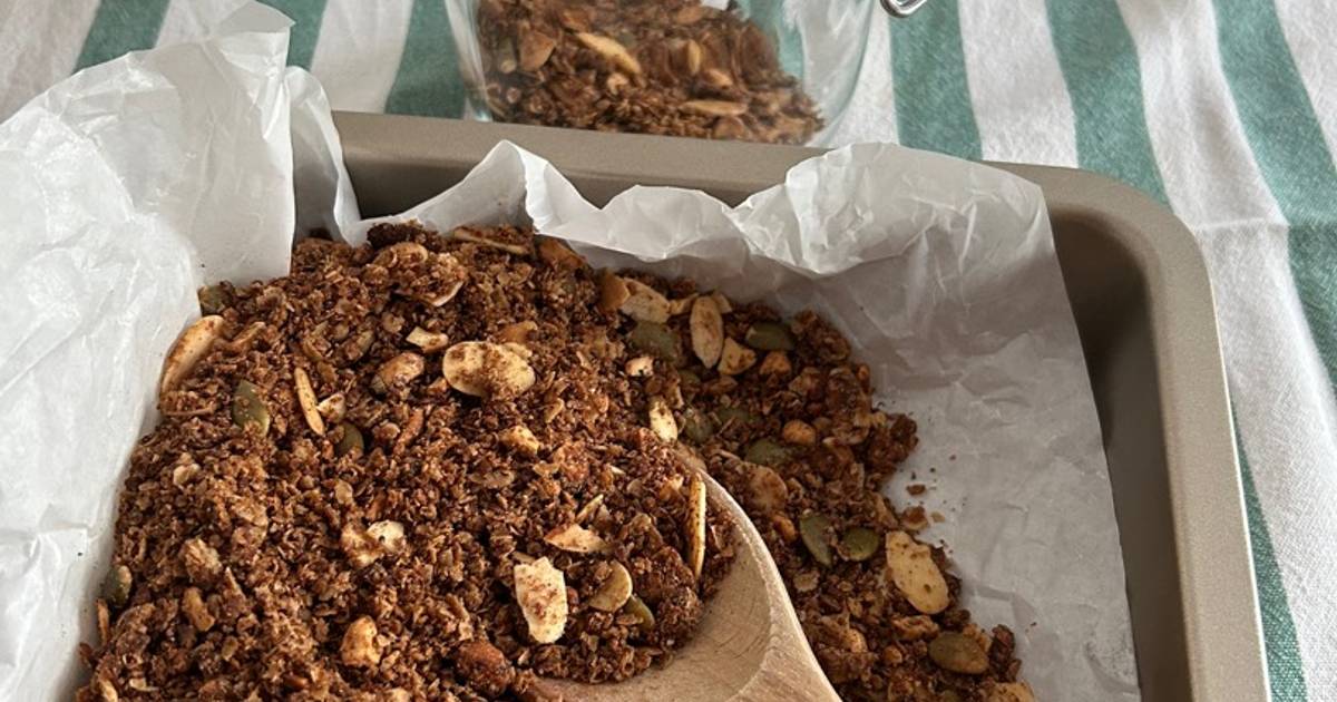 Resep Choco Granola Oat oleh Nuriana Ayuningtyas - Cookpad