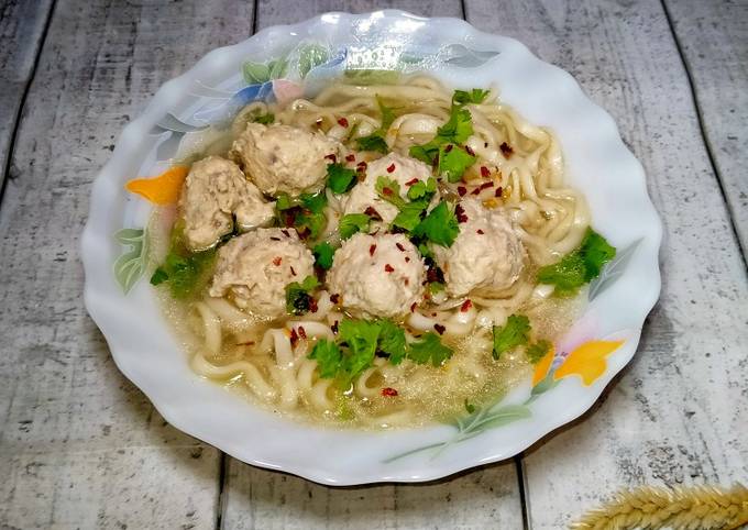 Resipi Ramen Chicken Ball Soup oleh shazrina - Cookpad