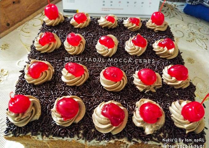 Resep 22* Bolu Potong Mocca Ceres (Bolu Jadul) oleh 𝓘𝓽𝓼_𝓪𝓹𝓡𝓲𝓛 - Cookpad
