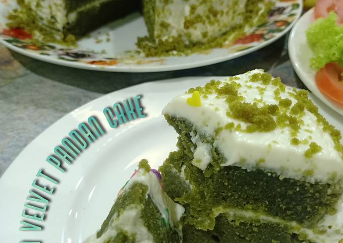 Resipi 💚🎂Green Velvet Pandan Cake With Cream Cheese Frosting🧀 oleh mamy ...