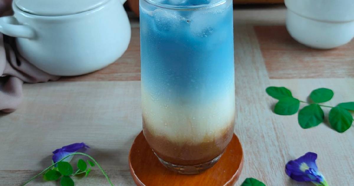 Resep Butterfly Pea Coffee Latte oleh Lyliput Kitchen's - Cookpad