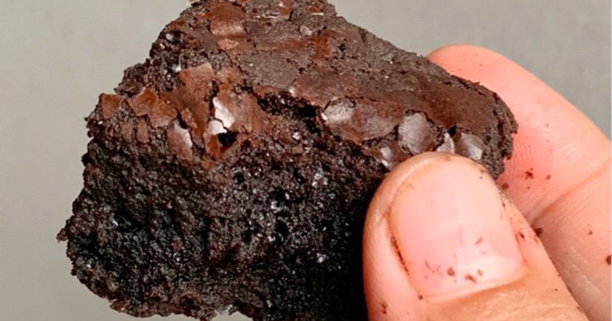 Resep Fudgy Brownies Enak Bangeeeet oleh Nadia Hayu - Cookpad