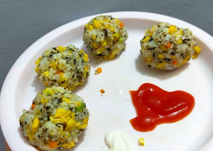 Resep Nasi kepal nori oleh Pootree Ku - Cookpad