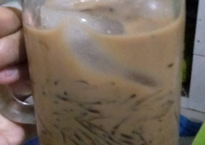 Resep Es capcin oleh Bunda Ainy - Cookpad