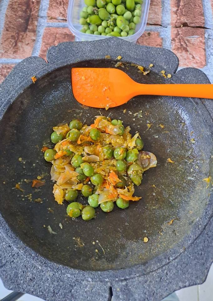 Resep Sambal Cempokak oleh Ayu Umha - Cookpad