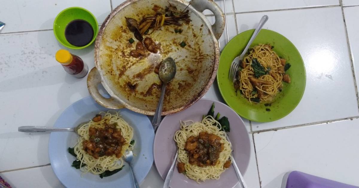 Resep Mie Ayam sederhana oleh Apriliana Tami - Cookpad