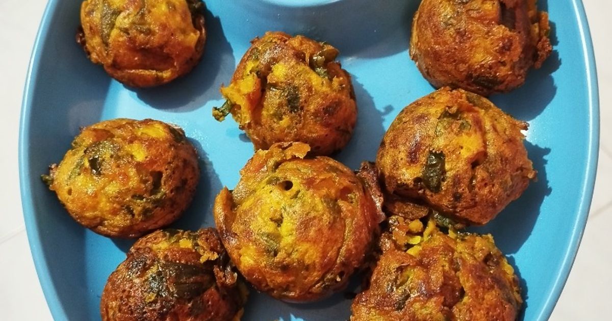 Methi, Spring Onion Appe Recipe by Preeti V. Salvi - Cookpad