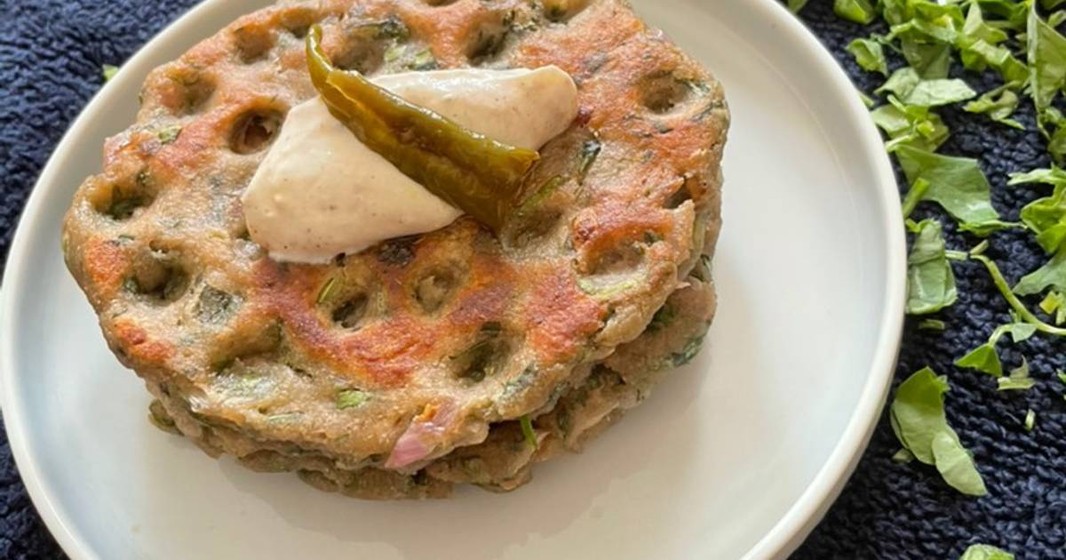 Methi Jowar Thalipeeth Recipe by Sushree Satapathy - Cookpad