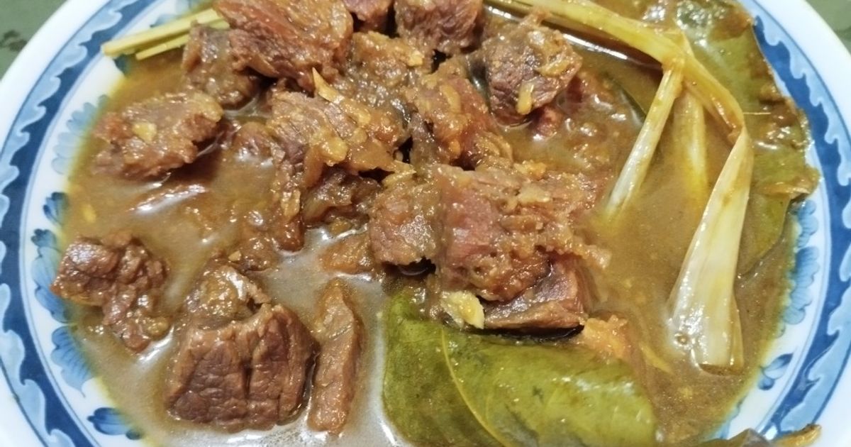 Resep Semur Daging Sapi Simple oleh reynayareyna - Cookpad