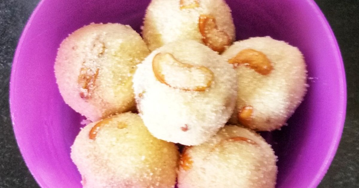 Rava Ladoo Recipe by Sailaja Edamakanti - Cookpad