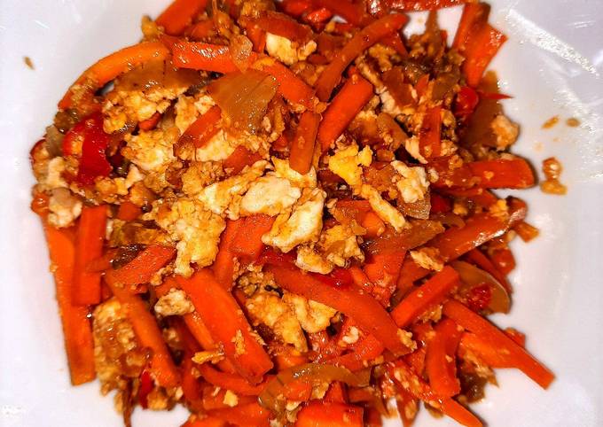 Resep Tumis wortel telur oleh Milly🍓🥑🥗🍲🍤🍰🍱 - Cookpad