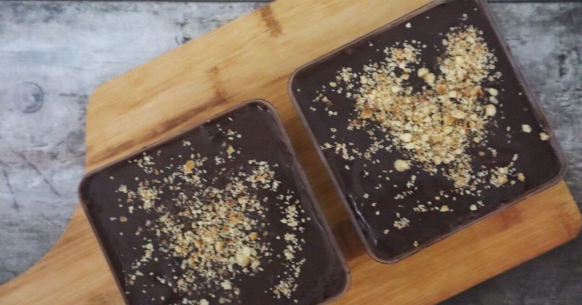 Resep Dessert Box Chocolate Sponge Cake Versi Kukus oleh Phie Kitchen - Cookpad