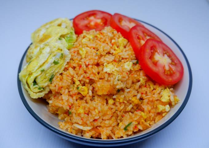 Resep 13. Nasi Goreng Teri (Easy Cook) oleh Salli Marindha - Cookpad