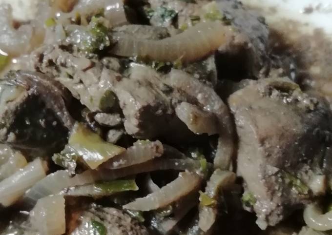 Hígado con cebollas o encebollado Receta de majose1957- Cookpad