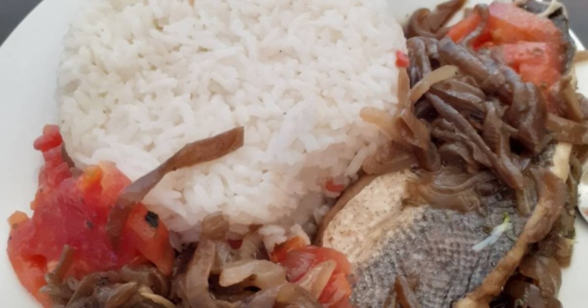 Arroz con filete de pescado y algo más Receta de Juana Veas- Cookpad