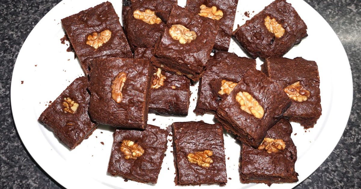 Brownies With Raisins And Walnuts Recipe By Jon Michelena