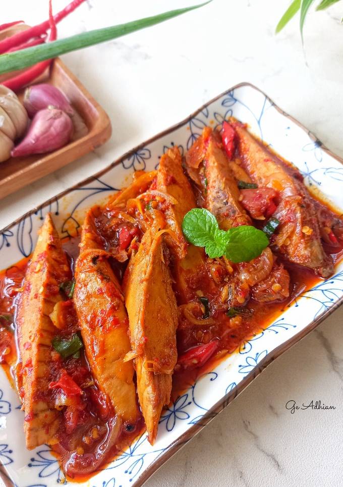 Resep Balado Pindang Tongkol oleh Ge Adhian - Cookpad