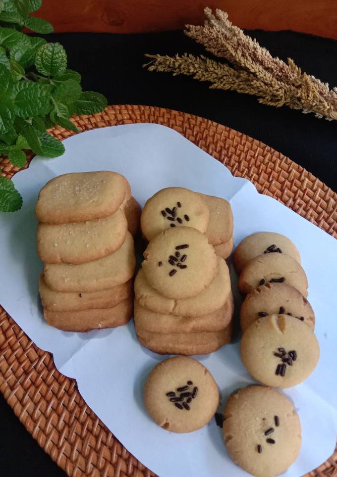 Resep Monde Butter Cookies Kw oleh Erlyn Bukhori - Cookpad