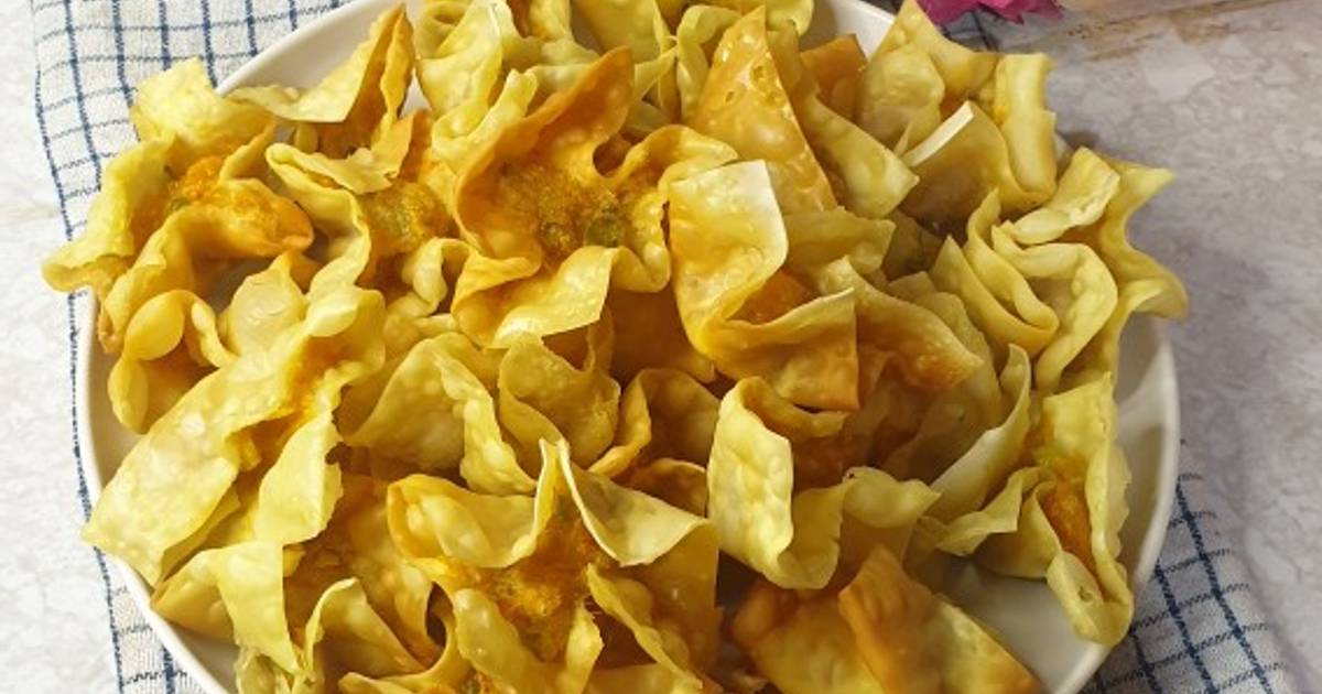 Resep Pangsit goreng untuk pelengkap bakso oleh Fresi Yuliana Pta - Cookpad