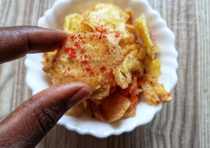 Spicy homemade crisps Recipe by Foodieschronicles - Cookpad