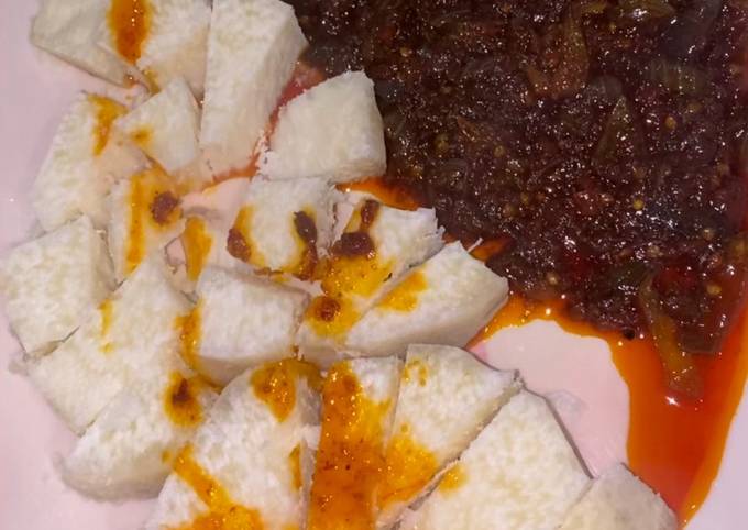 Boiled Yam with palm oil sauce Recipe by Rahama Bunza - Cookpad