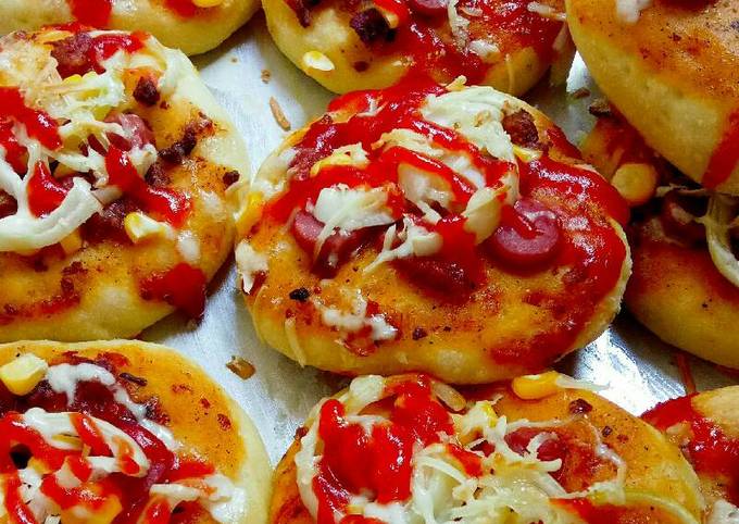Resep Pizza mini oleh Aikho Jeje - Cookpad
