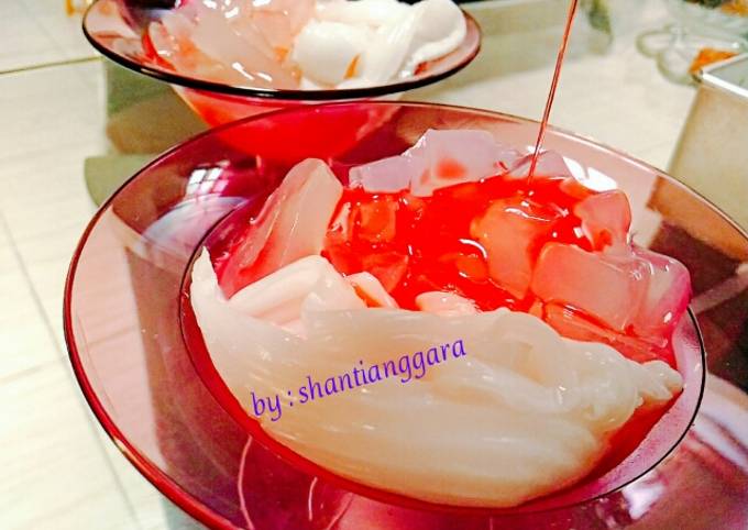 Resep Es siwalan merah putih oleh shantianggara - Cookpad