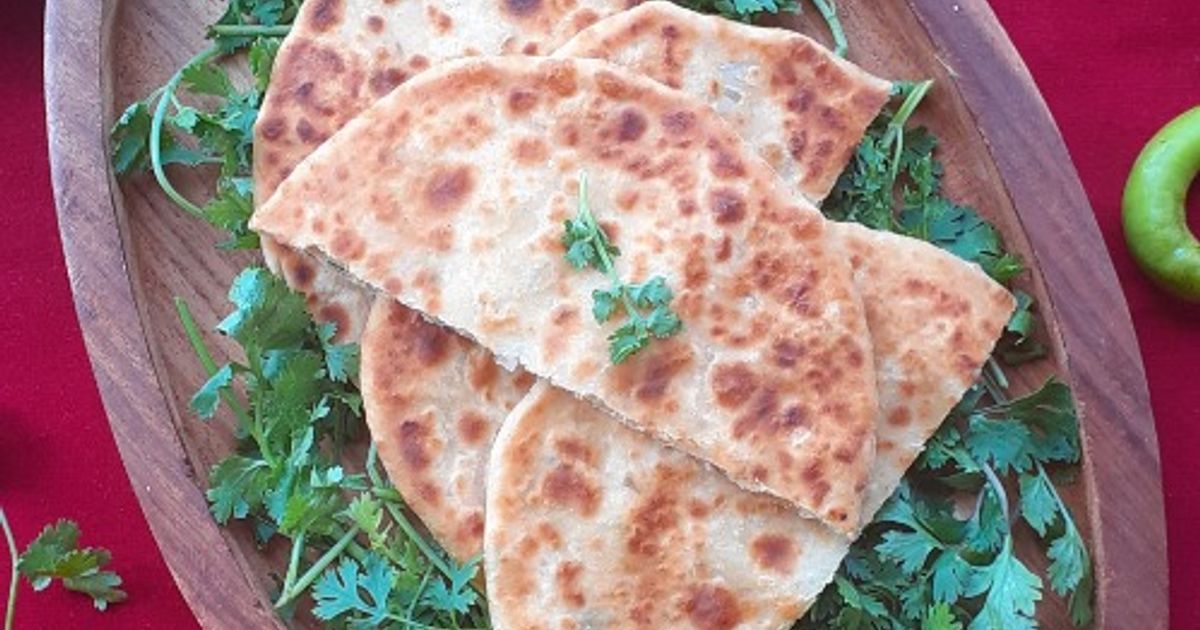 Sattu Paratha (Roasted Chick Pea Flour Stuffed Paratha) Recipe by Deepa ...