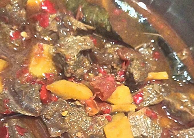 Resep Semur daging sapi simple oleh Vira Agustin - Cookpad