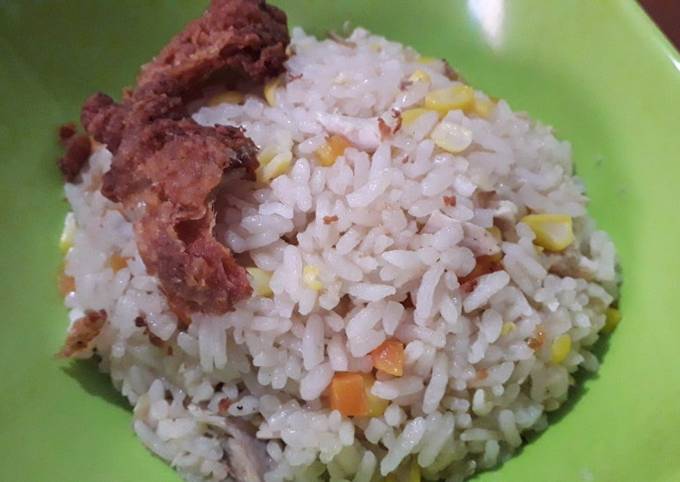 Resep Nasi Ayam KFC rice cooker oleh Khusnul Khotimah - Cookpad