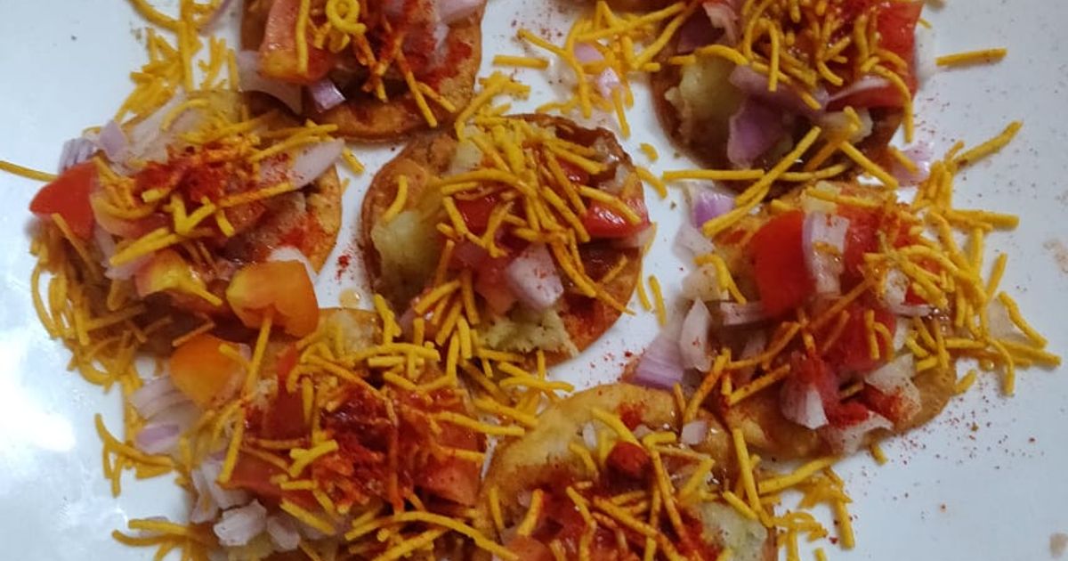 Papdi Chat Sev Poori Recipe by Vina Upasani - Cookpad