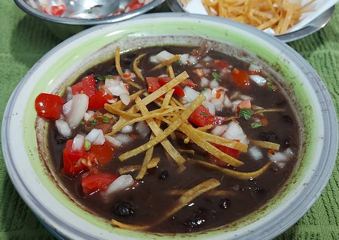 Sopa de Frijoles Receta de carunovi- Cookpad