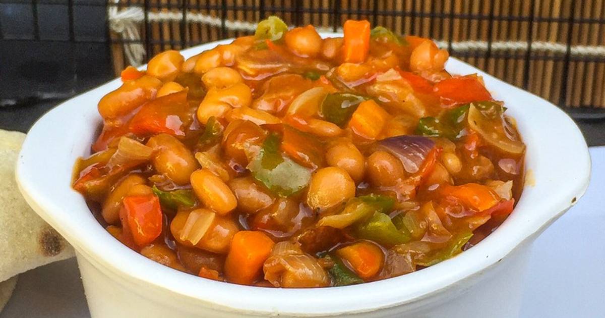 Miyar waken gwangwani (baked beans soup) girki daga Meenat Kitchen ...