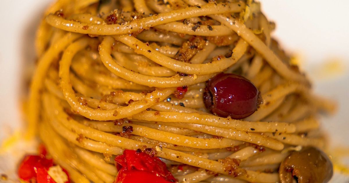 Ricetta Spaghetti Di Lenticchie Gialle Alle Acciughe, E Limone E ...