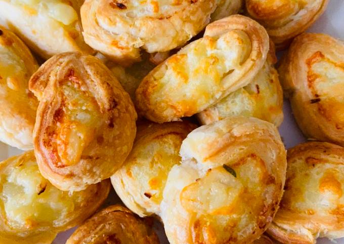 Puff pastry bites Recipe by F.B - Cookpad