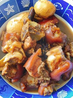 Resep Cukiok Kaki Babi oleh ells.cooking - Cookpad