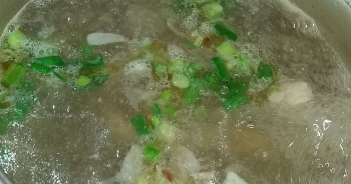 Resep kuah kaldu mie ayam rumahan enak dan mudah - Cookpad