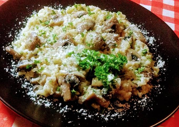 Klasszikus gombás rizottó | Horváth Ferenc receptje - Cookpad receptek