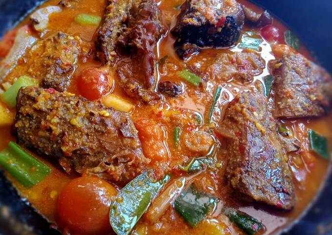 Resep Iwak pe/pari asap masak santan pedas oleh Eldiana Tri Narulita ...
