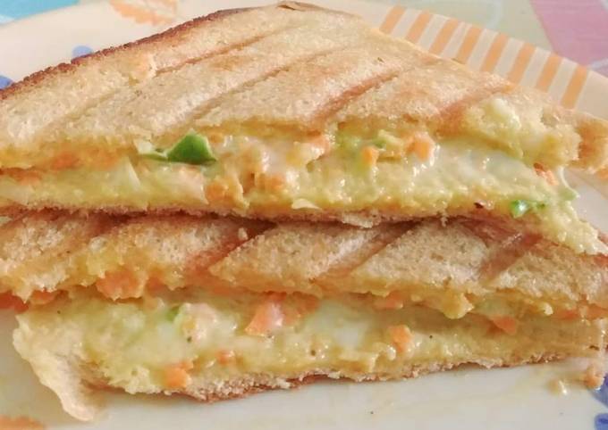 Cheesy Sandwich Recipe by Nitish Sukhija - Cookpad