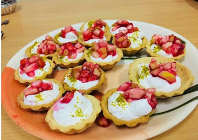 Soft Crust pastry Recipe by aastha - Cookpad