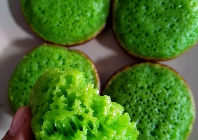 Resep 39.Bika ambon pandan mini oleh Mirna BenyWidodo - Cookpad