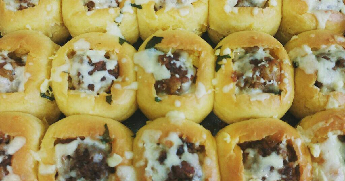 Resep Roti Isi Daging oleh Bunda Modzy - Cookpad