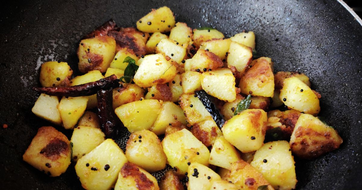 Crispy Potato Fry Recipe by Vicky's Cook Book - Cookpad