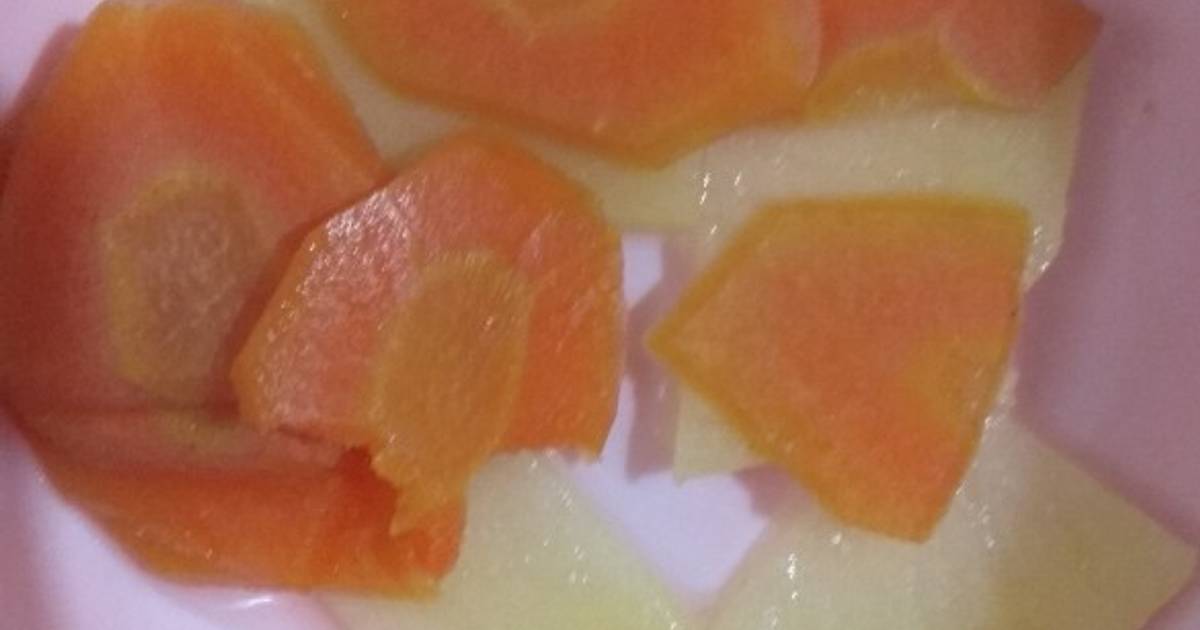 Resep Mpasi 1th+ wortel kentang rebus oleh Ummu Uwais - Cookpad
