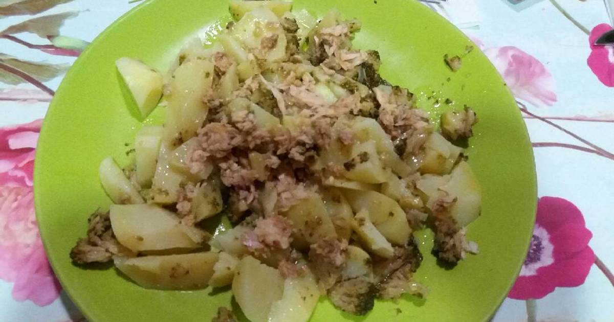 Patatas hervidas con atún y brócoli Receta de Estela- Cookpad