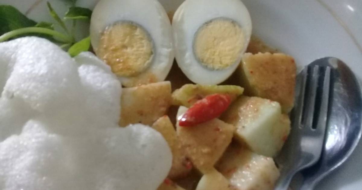Resep Lontong kare telur pedes sederhana..ala lintang oleh Lintang ...